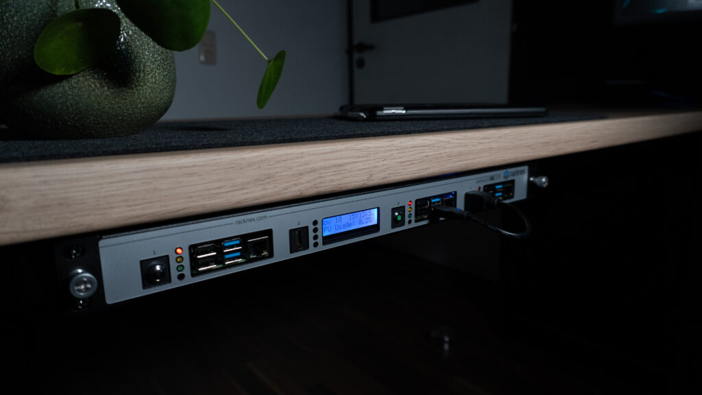 racknex Raspberry Pi Rack Kit (PowerButton, LED´s & LCD Display ...