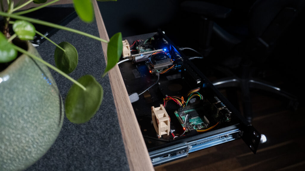 racknex Raspberry Pi Rack Kit (PowerButton, LED´s & LCD Display ...